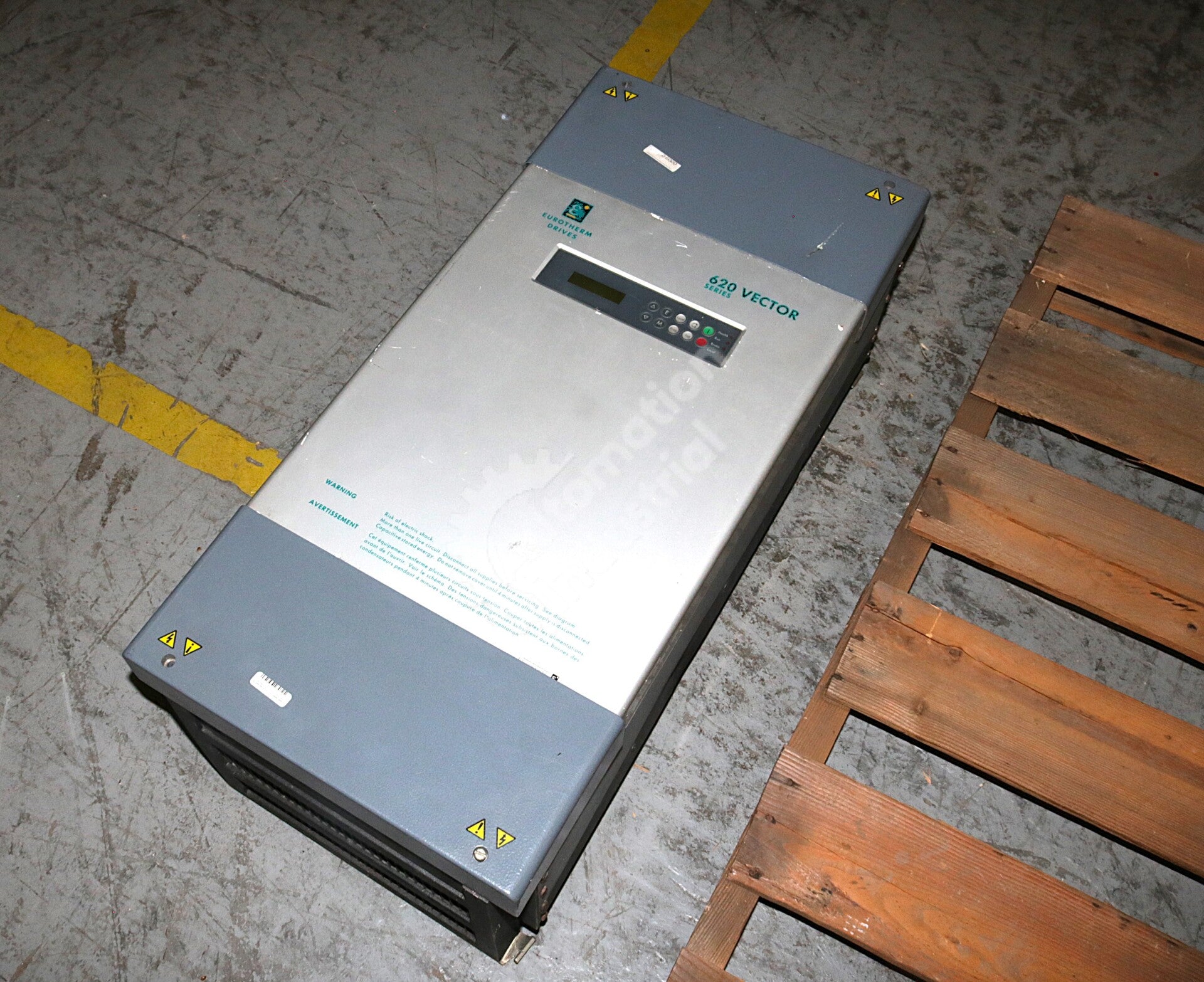 Eurotherm 620STD/0750/400/0010/UK/ENW/0000/000/B0/000/000 75kW Vector